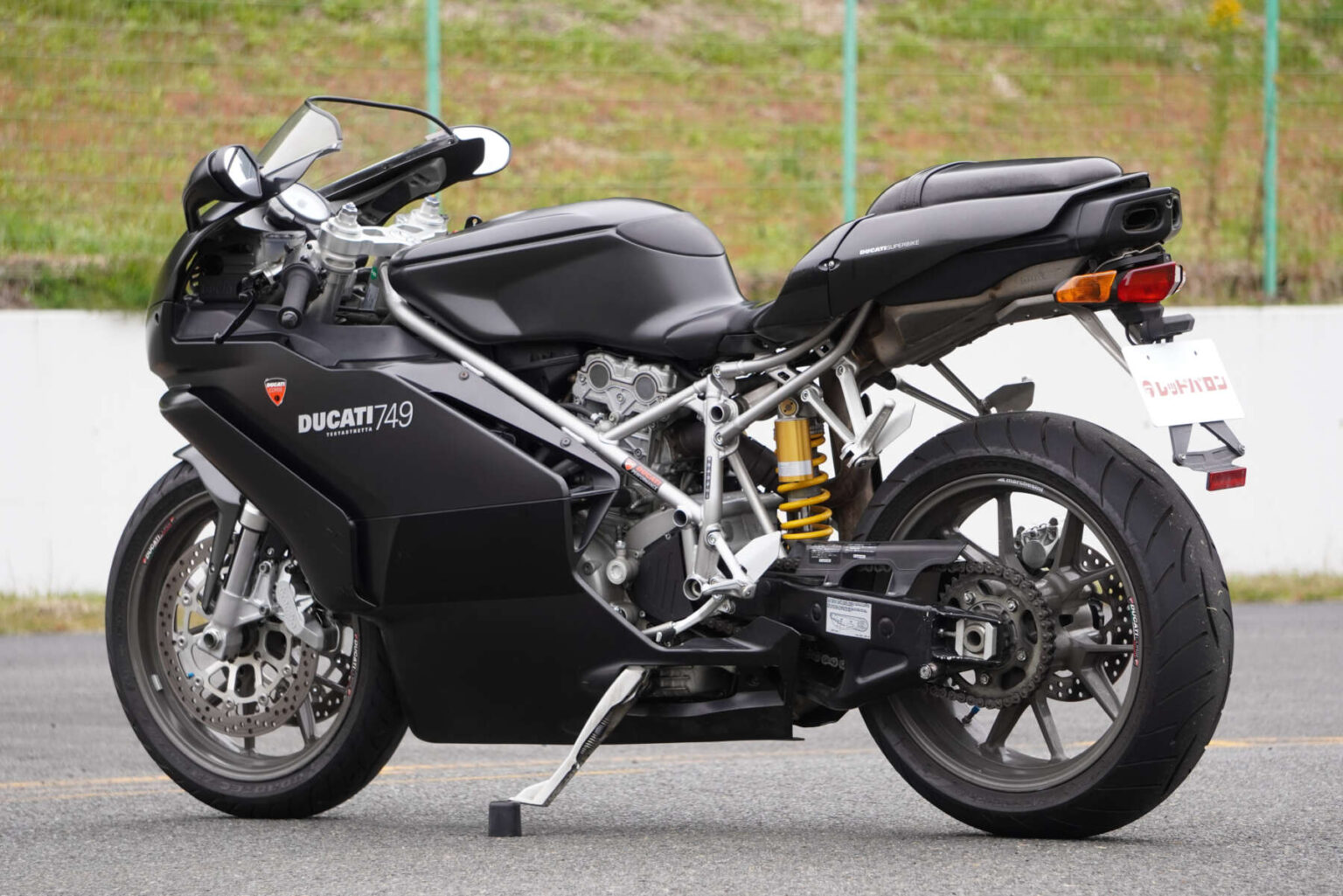 749は完成されたメカニズムに究極のデザインが与えられた異端児 - ForR