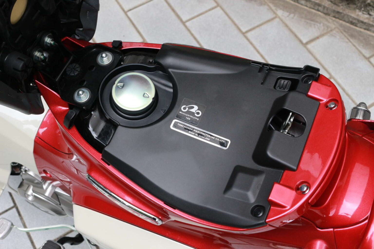 新型スーパーカブC125に乗って、新型スーパーカブ110との差を知った - ForR