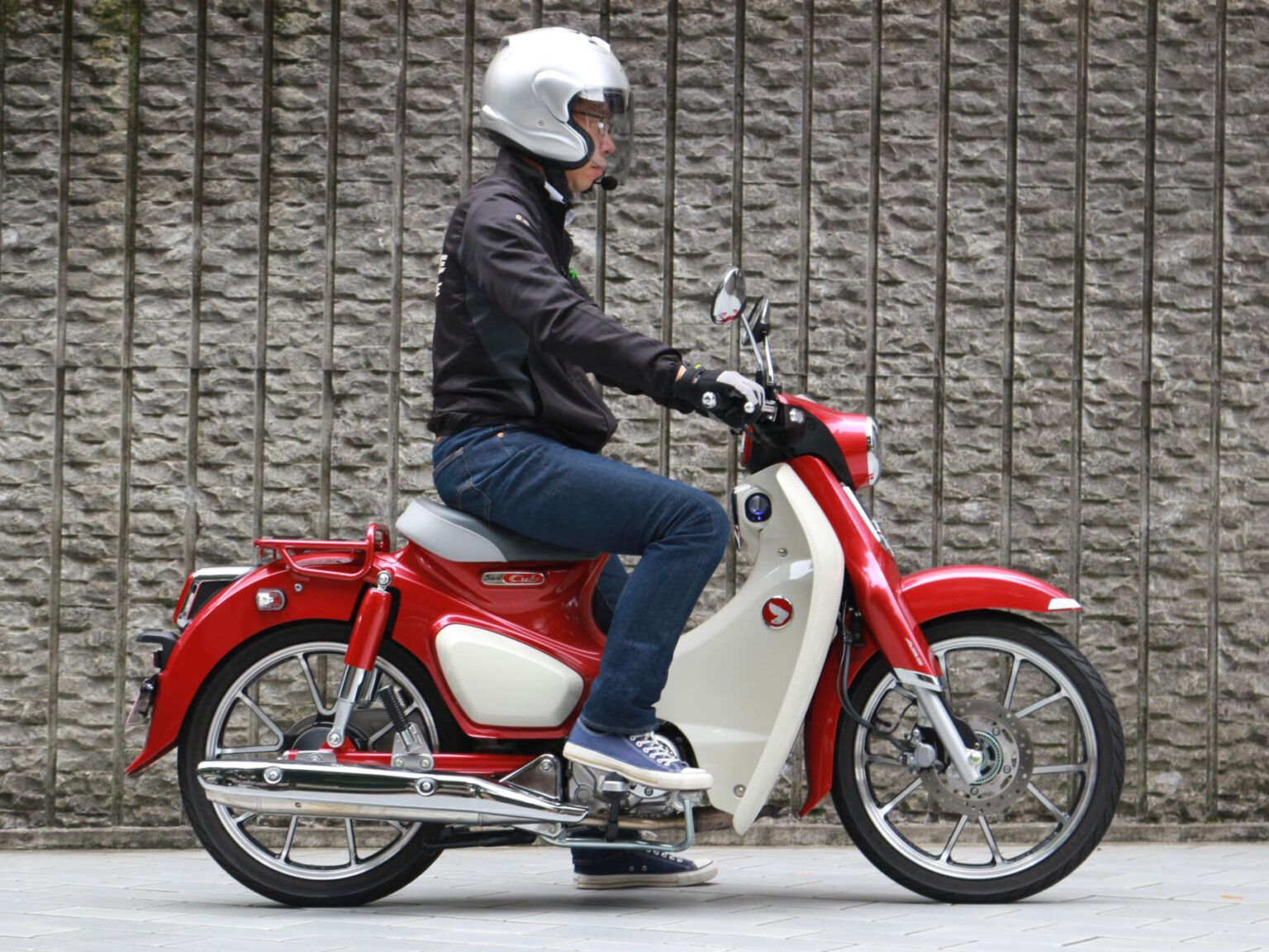 新型スーパーカブC125に乗って、新型スーパーカブ110との差を知った - ForR