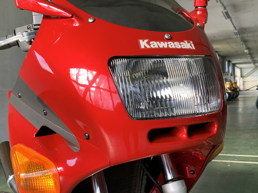 ZZ-R250という小粋な相棒【前編】〜パラレルツインを搭載したZZ-Rの末っ子は長い伝統を受け継いだ軽二輪ツアラー！〜 - ForR