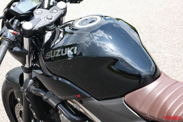 スズキ SV650X 試乗インプレッション【規制対応後もSVらしさは健在】 - ForR
