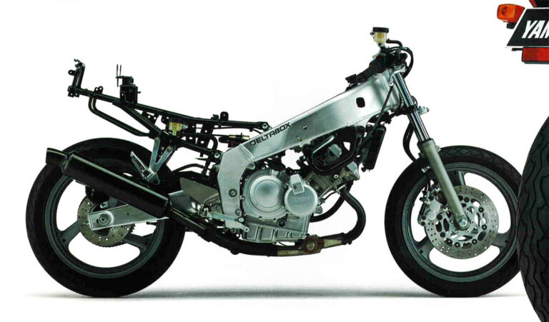 FZR250Rというフィナーレ【前編】～レーサーレプリカブームを勃興させ、最後まで全力で駆け抜けたヤマハの象徴！～ - ForR