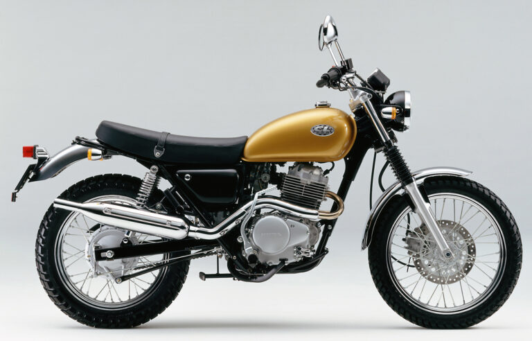 CB400SSというレジスタンス【中編】～ビッグシングルスポーツ戦線に向けて“スクランブラー”モデルも投入！～ - ForR