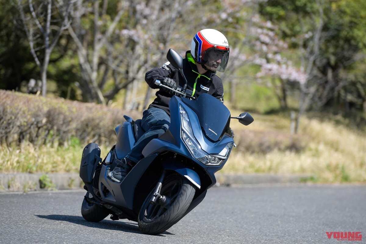 ホンダ新型PCX 試乗インプレッション【実家のような安心感、規制適合後も健在だ】 - ForR