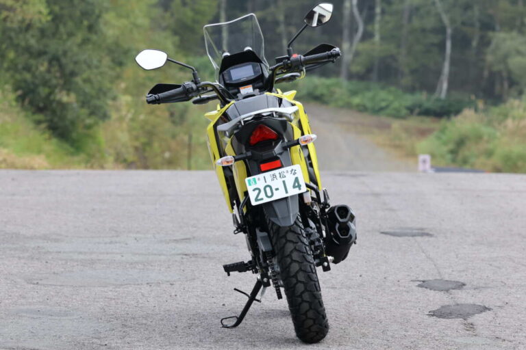 軽くてスポーティな走りのVストローム250SXはアドベンチャーバイクの新規軸！ - ForR