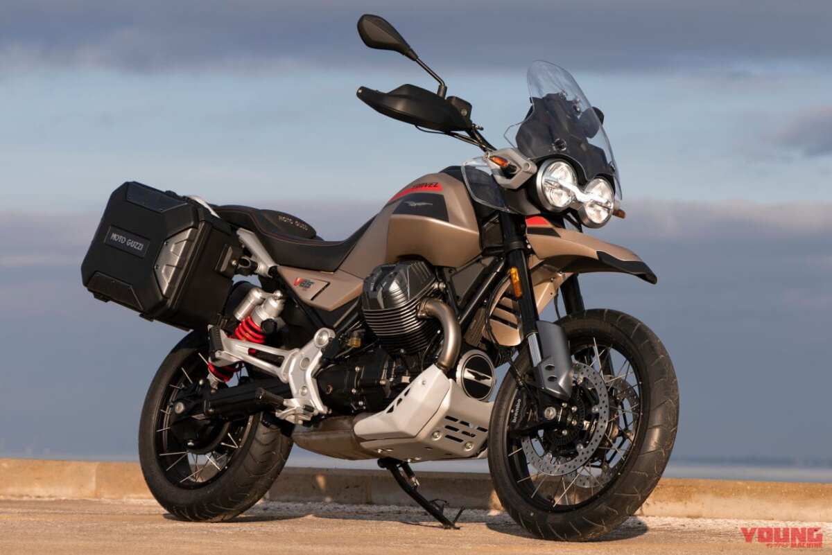可変バルブタイミングシステム搭載!! モトグッツィ「V85TTトラベル」が基本性能を底上げして発売 - ForR